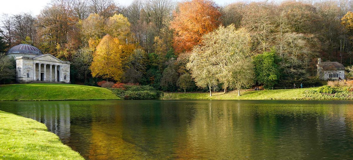 Stourhead Gardens, Old Wardour Castle and Wiltshire villages | Luxury ...